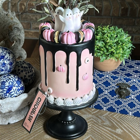 Ghoulish | Holiday | New Spooky Cute Sweet Halloween Bakery Pink ...